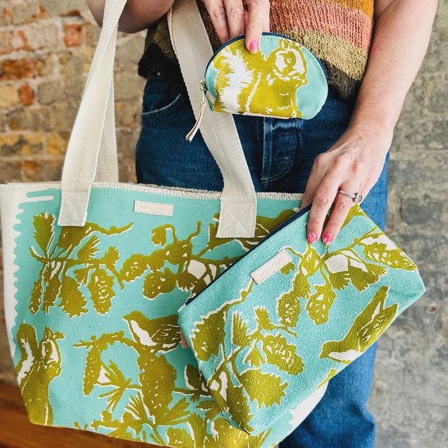 Flett Set – Fuzzy Goat